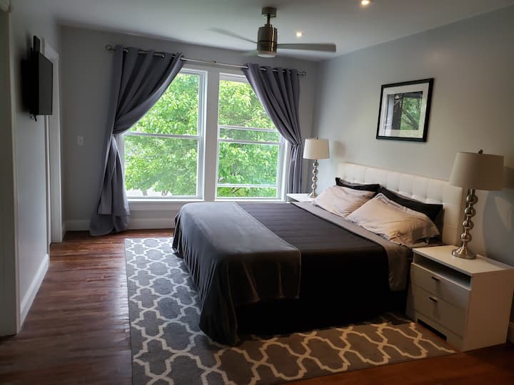 Nice Home Near Downtown Columbus - Columbus, OH