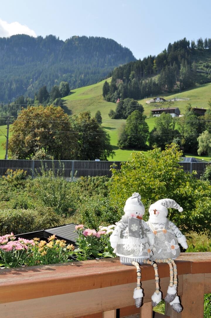 Our Dream Apartment Overlooking Hahnenkamm - Kitzbuhel