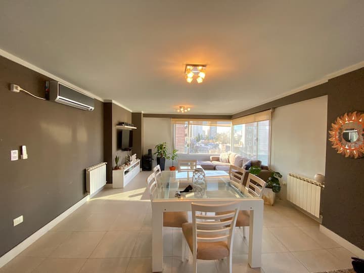 Alquilo Departamento Amueblado En Pleno Centro - Cinco Saltos