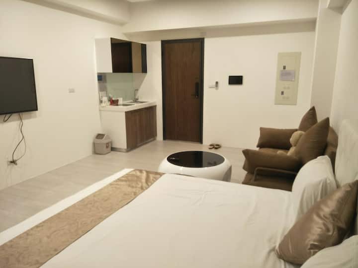 宜蘭頭城新溫泉房\房內冷熱温泉2-4人房*一張特大雙人床+一張標準沙發床 - Taiwan