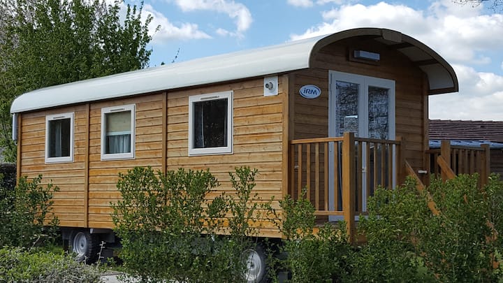 Séjour Insolite En Roulotte Tout Confort - Manou