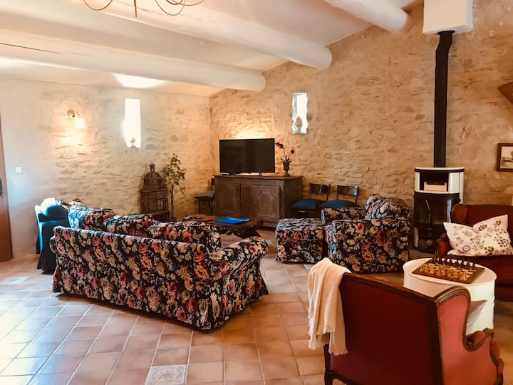Chambre Charmante Prive- B&b- Pool-parking-cuisine - Forcalquier