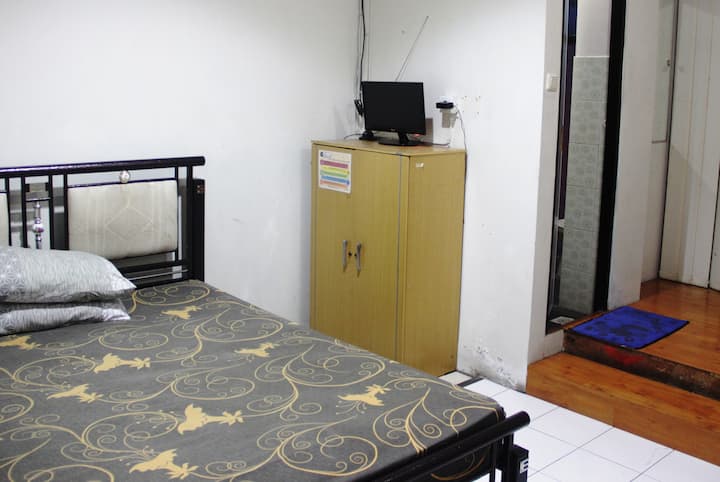 De Capsule Hotel - 泗水