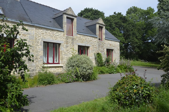 Chambres D'hôte Orange 5 Personnes. - Questembert
