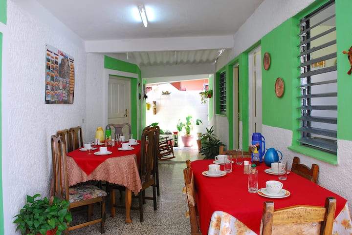 Villa Piña Colada 
"Wifi Free" Electric Generator - Viñales