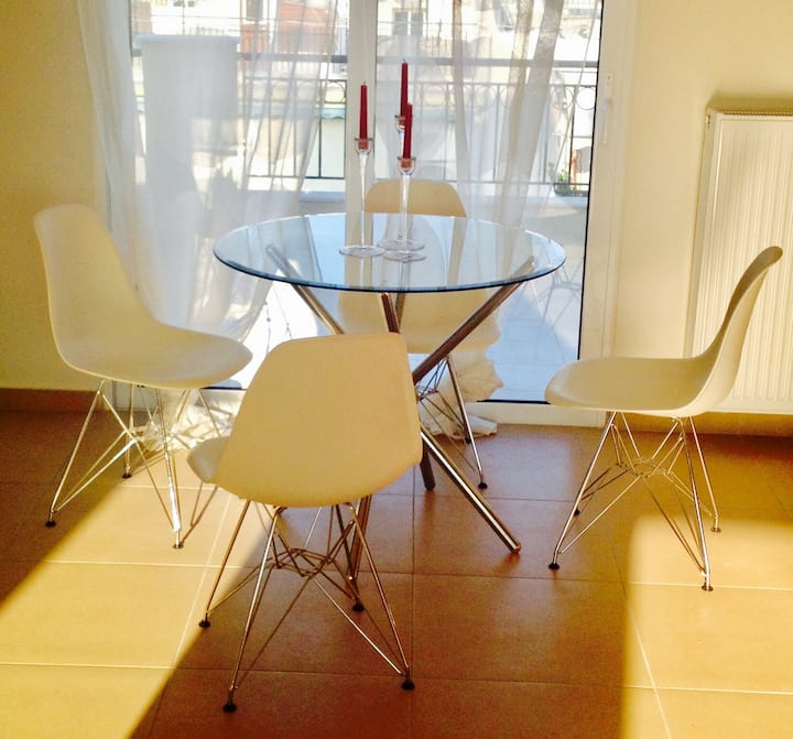 Penthouse With Acropolis Views 2mins To Metro - Athènes