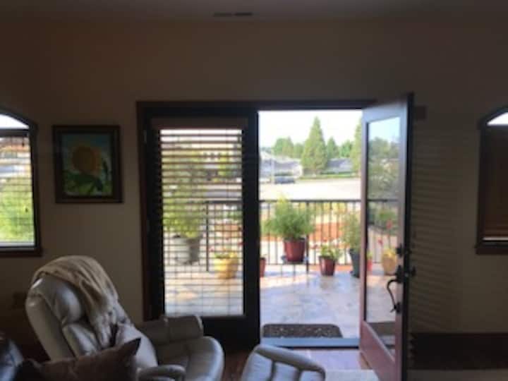 A Loft In The Heart Of Wine Country Oregon - Dundee, OR