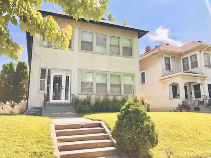 Bancroft 2.5 Bedroom Duplex - Minneapolis, MN