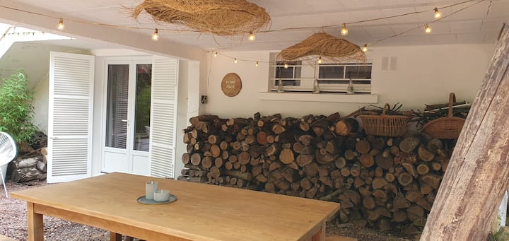 "Le Petit Chalet" 
Appart Indépendant Et Au Calme - Carquefou