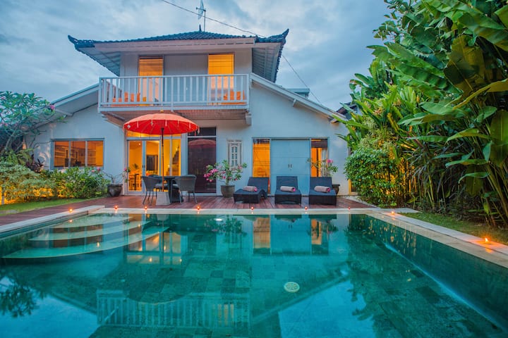 Balijoanyvillas-villa Demen 3bedrooms Private Pool - Seminyak