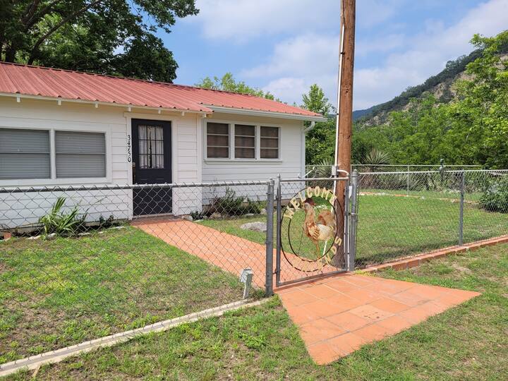 Vanderpool Cabins | Cabins and More | Airbnb