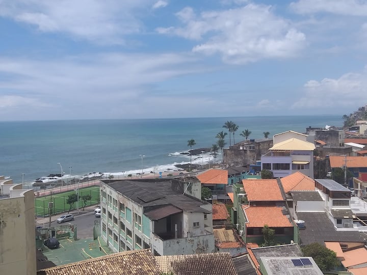 Vista Mar Coração Do Rio Vermelho Com Camareira - Rio Vermelho