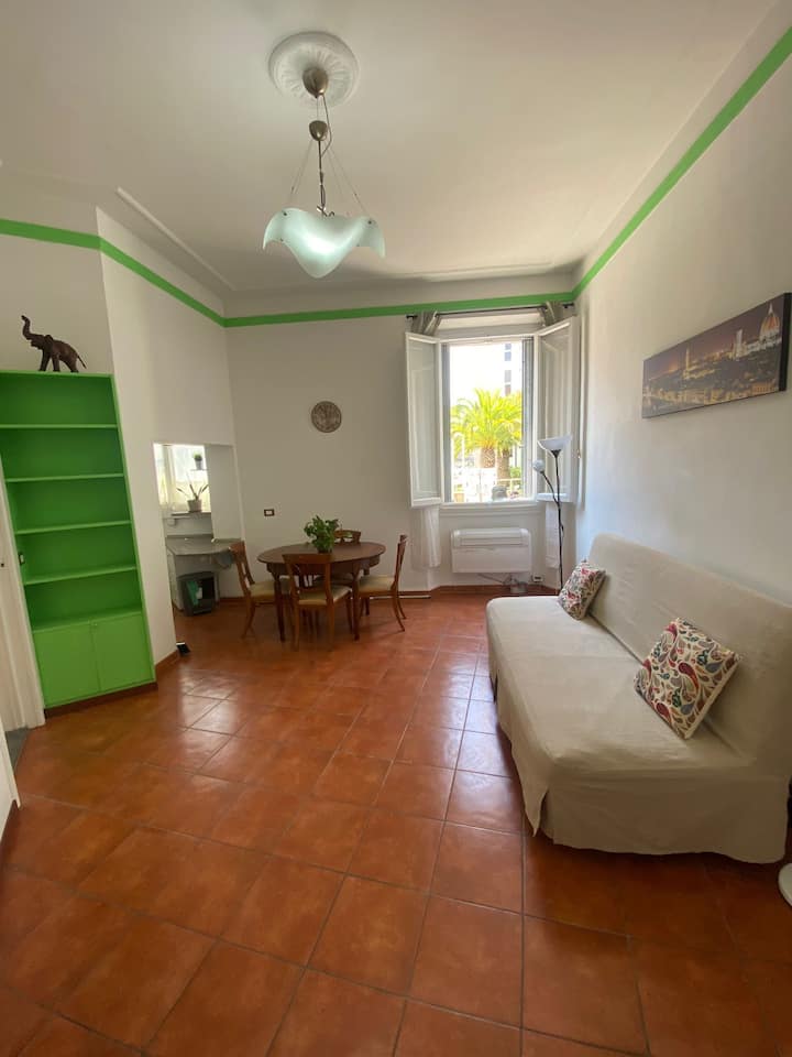 Appartamento Piano Terra A Firenze, Zona Careggi - Floransa