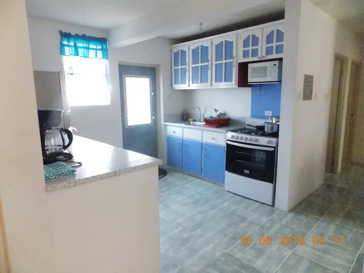 Cool N Cozy. Capture, An Enjoyable Stay. - Barbados