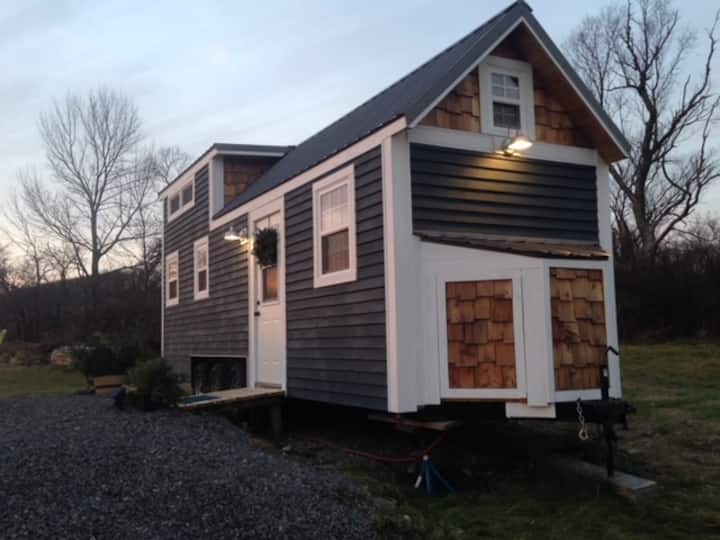 The Tiny Farmhouse.. As Featured On Hgtv! - Cooperstown, NY