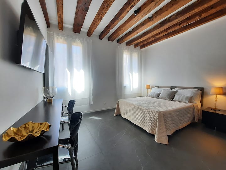 Ideal  Space For Visiting Venice - Veneza