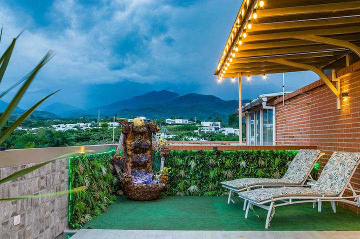 Penthouse With Mountain View. 20% Off Monthly - Cali