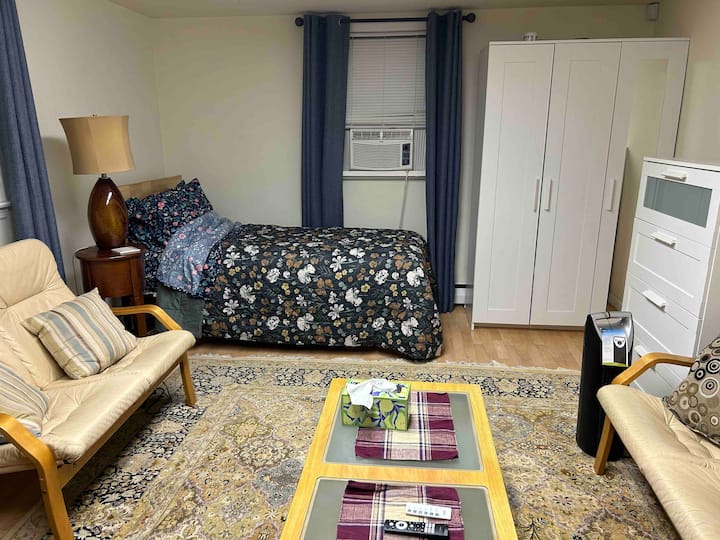 Charming Studio In Quiet Suburb - Westchester County, NY