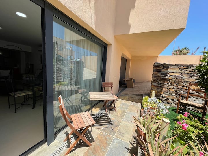 Contemporary Charming Space - Garrucha