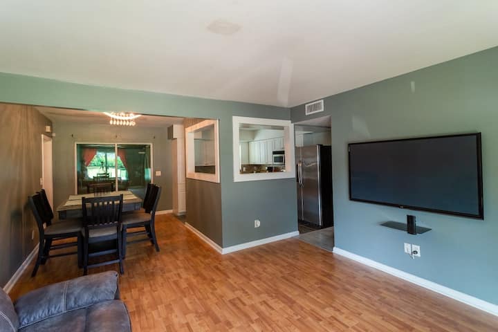 Gorgeous 3 Bedroom With Bonus Room - Roman Lake, Tampa
