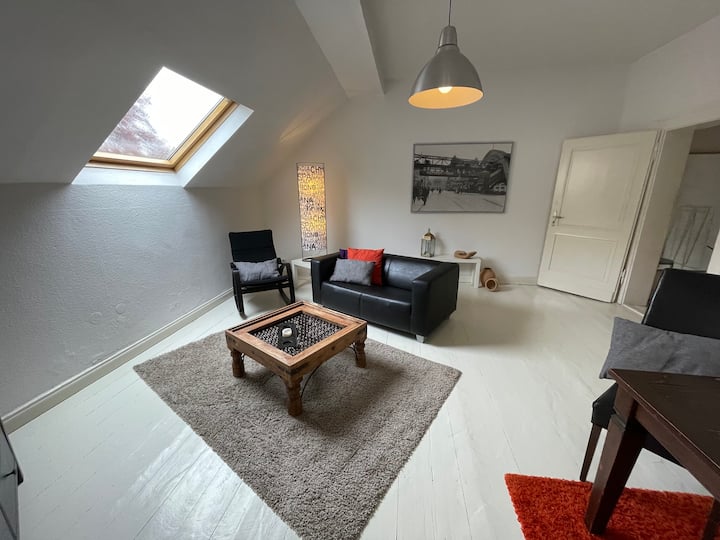 Two Story Apartment In The Heart Of Wuppertal - Wuppertal
