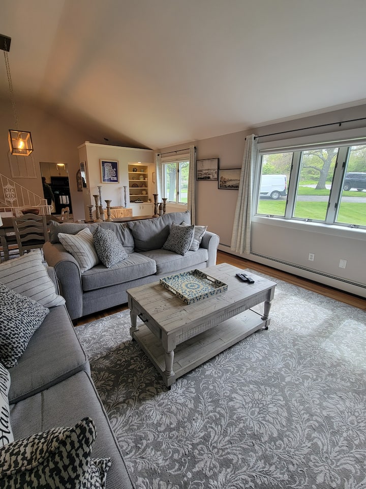 Family Beach Escape @ Longmeadow - Newport, RI