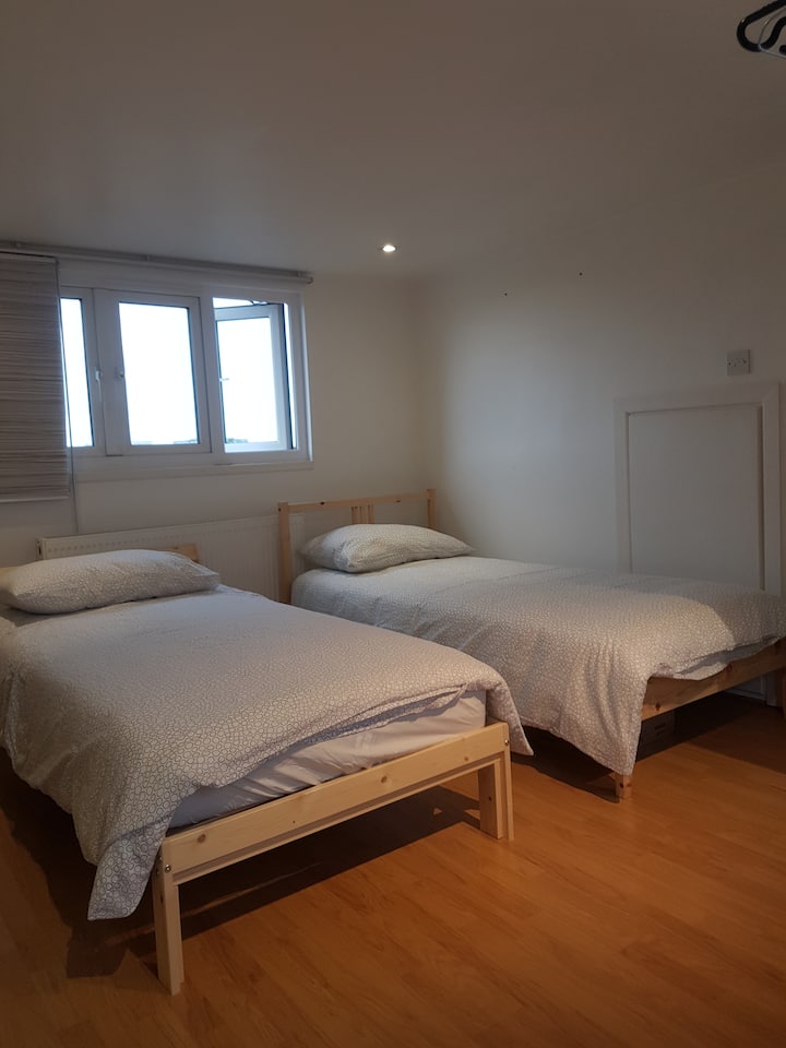 Wonderful  Location To Explore All Of Dublin - Portmarnock