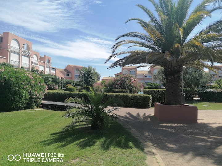 Appartement Dans Résidence Avec Piscine, 2 Min De La Plage. - Carnon
