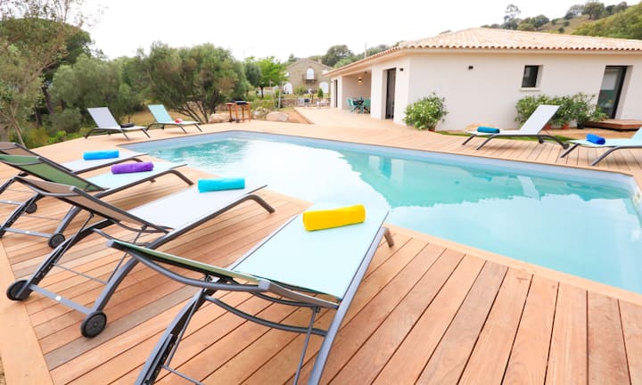 Villa Récente, Piscine Chauffée, 900m De La Mer - Sainte-Lucie-de-Porto-Vecchio