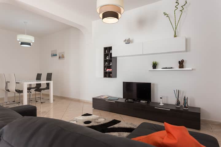 Charming And Typical In Algarve - Faro