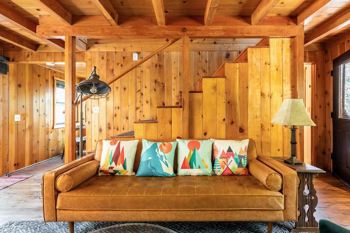 Cozy Cabin Getaway In The Woods - Dog Friendly - Idyllwild-Pine Cove, CA