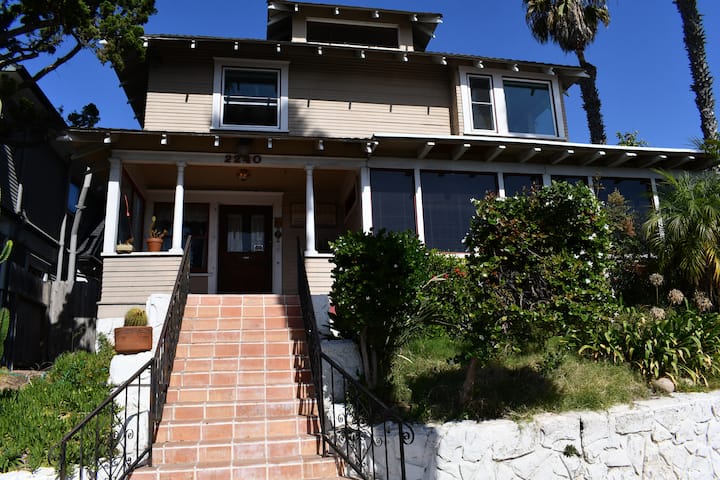 Beautiful Old (1910) Mansion In Golden Hill - San Diego, CA