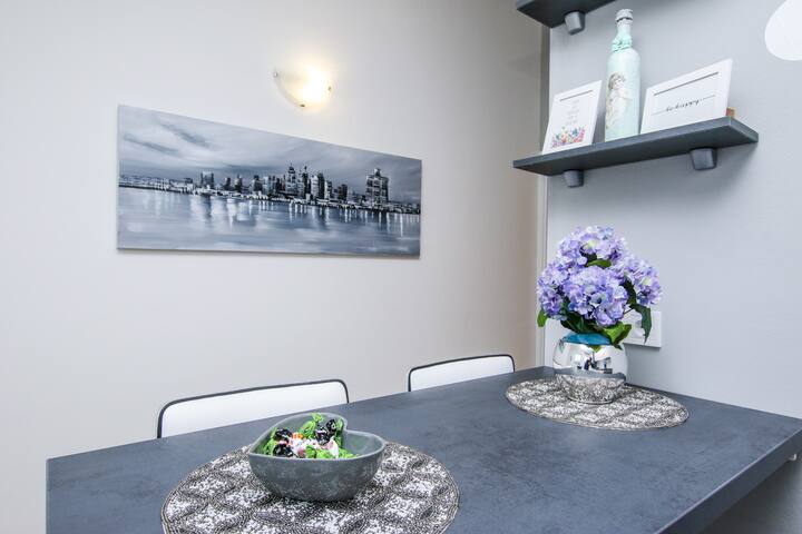 Modern Central Studio Near Beach - Poreč