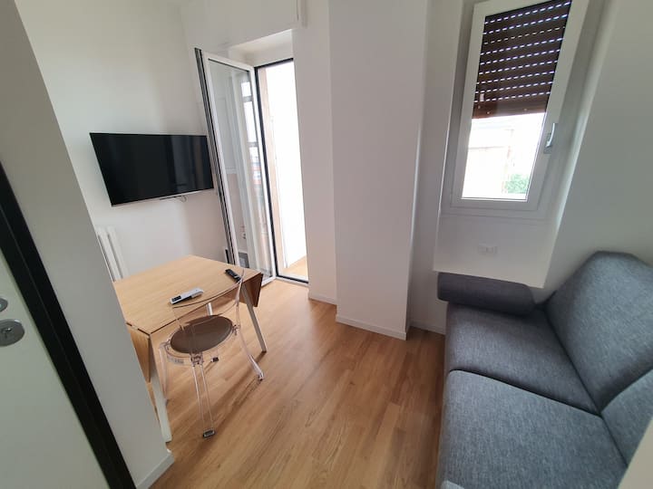 Appartamento Attico In Zona Fuorisalone Del Mobile - Assago