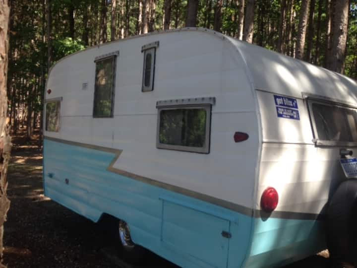Camping/glamping By Sleeping Bear- Rv 1959 Camper - Empire, MI