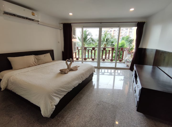 Royal Hill Condo Good Equipped Kitchen, Wifi 50mb - Pattaya