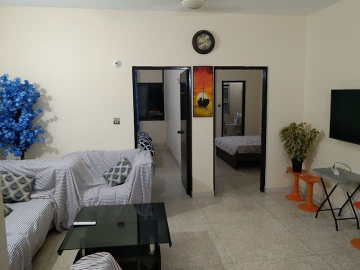Lovely 2-bedroom Vacation Home In Karachi - Karachi