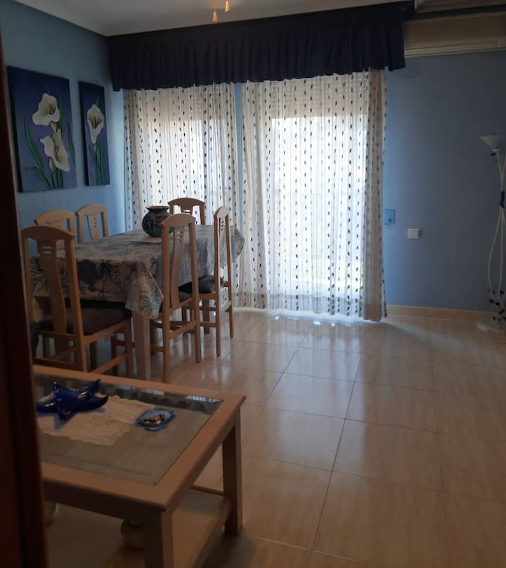 3 Bedrooms, Close To The Beach - Alicante
