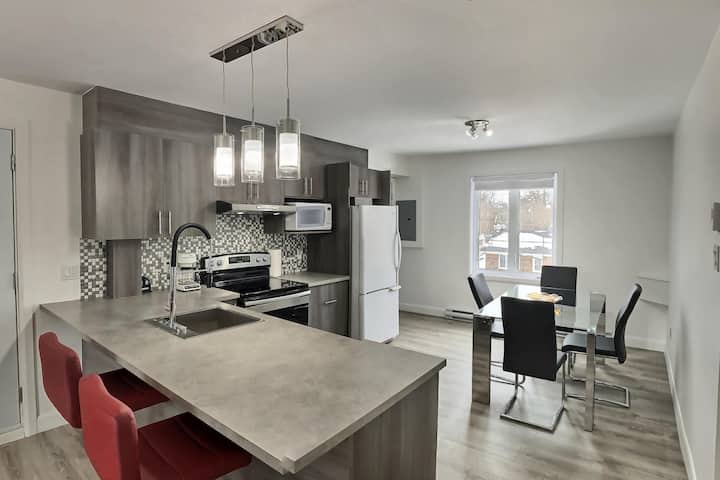 The Amphi's Condo | 6 Pers | Parking - Quebec