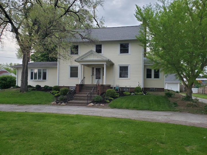 4000 Sf House Cedar Point & Sports Force - Sandusky, OH