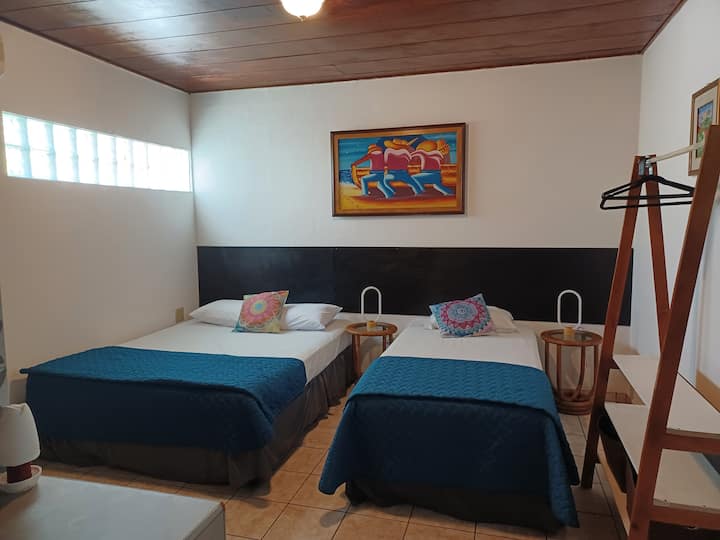 Charly's Place 2 In La Zona Rosa - San Salvador