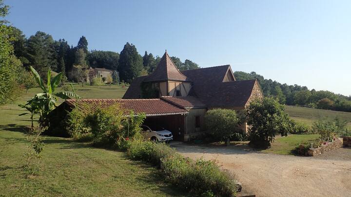 Chambre Privative Avec Grande Terrasse Aménagée. - Limeuil