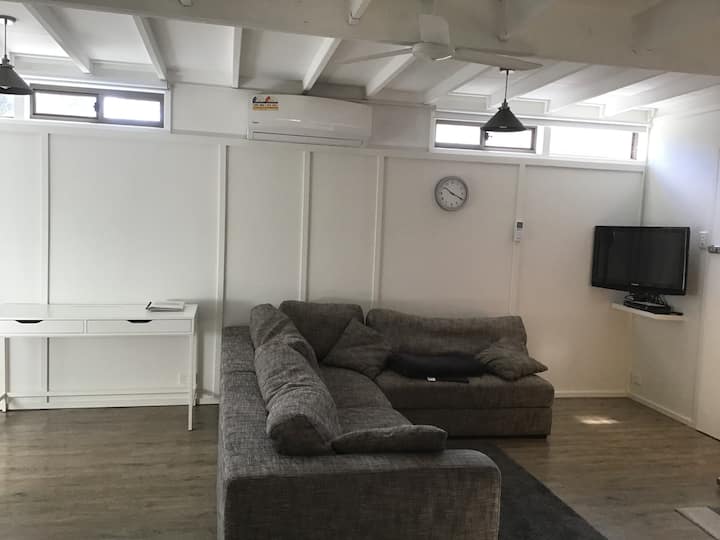 Modern Fresh  Studio Unit - Ocean Shores