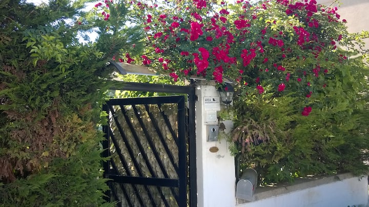 B&b Affianco All'aeroporto - Brindisi