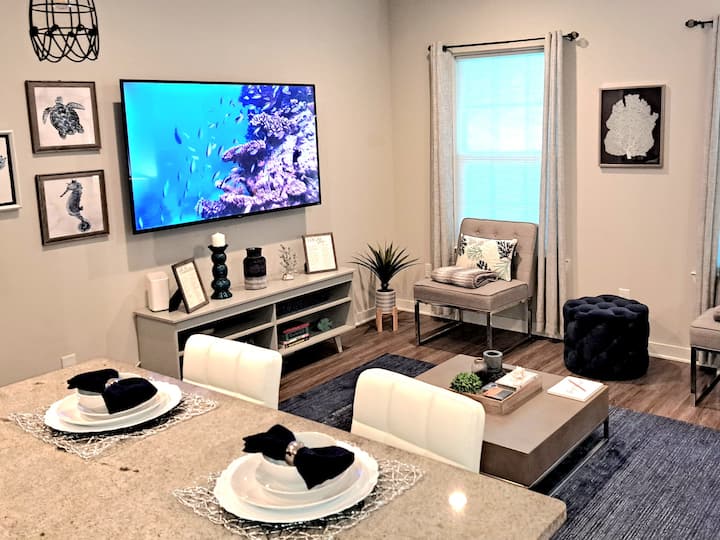 'Coral Reef Cottage' 3br/2ba W/ Hot Tub! - Pensacola, FL