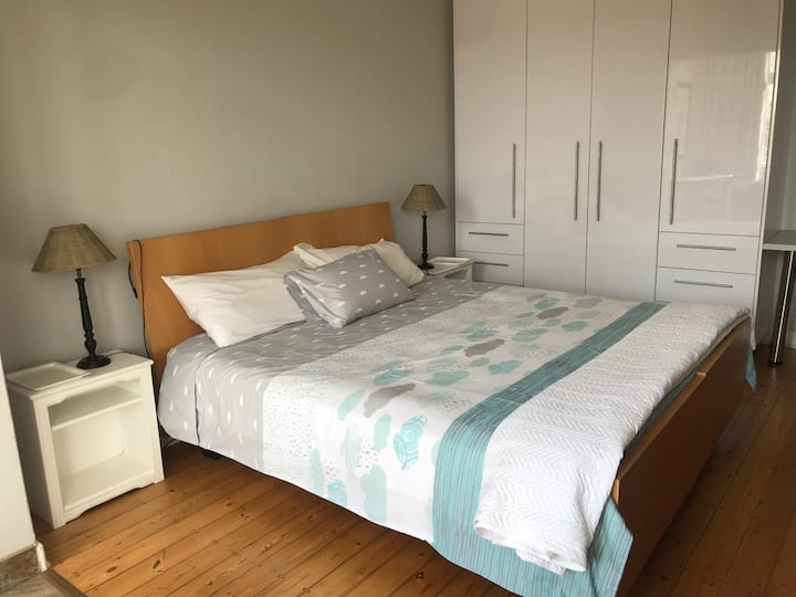 The Fox Hole Guesthouse - Krugersdorp