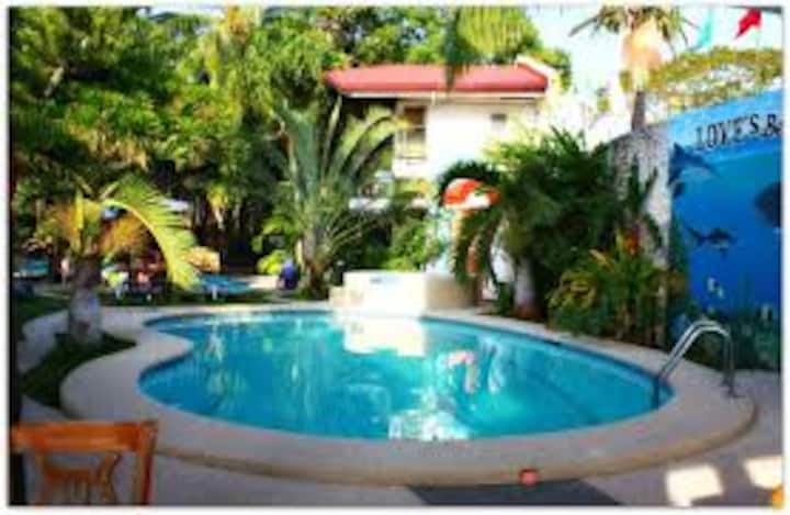 Love's Resort Garden View Room W/ Ac And Pool 2 - Moalboal