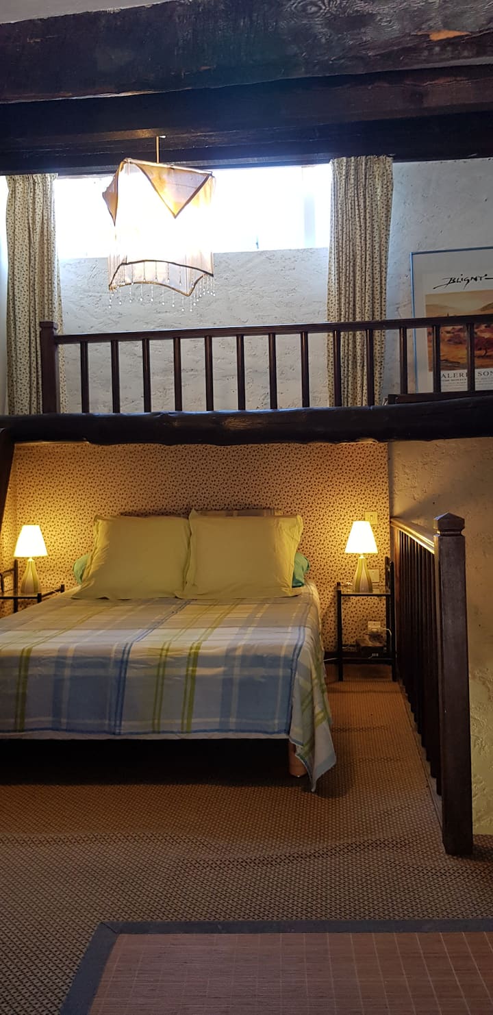 Lou  Casteu Chambres D'hôtes Au Cœur Du Village - Annot