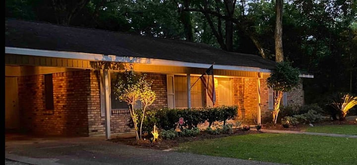 The Oaks On Colonial - Mobile, AL