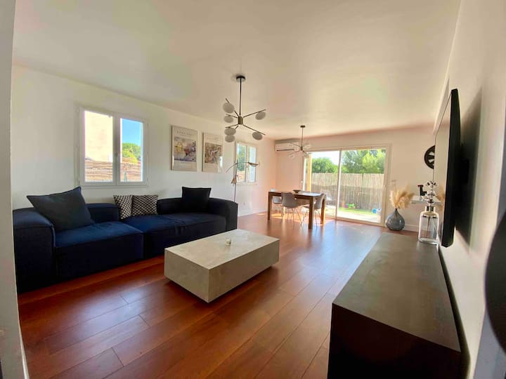 Maison Avec Piscine, Proche Montpellier/plages - Lunel